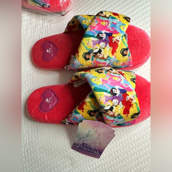 Disney | Shoes | Disneys Princesses Girls Slippers Originalnewno Box ...